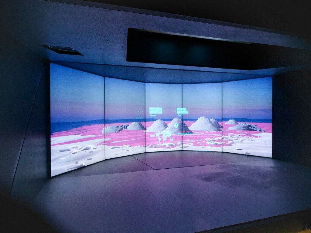 A Journey Through the Microscopic World of Micropia – PAI_32 platform